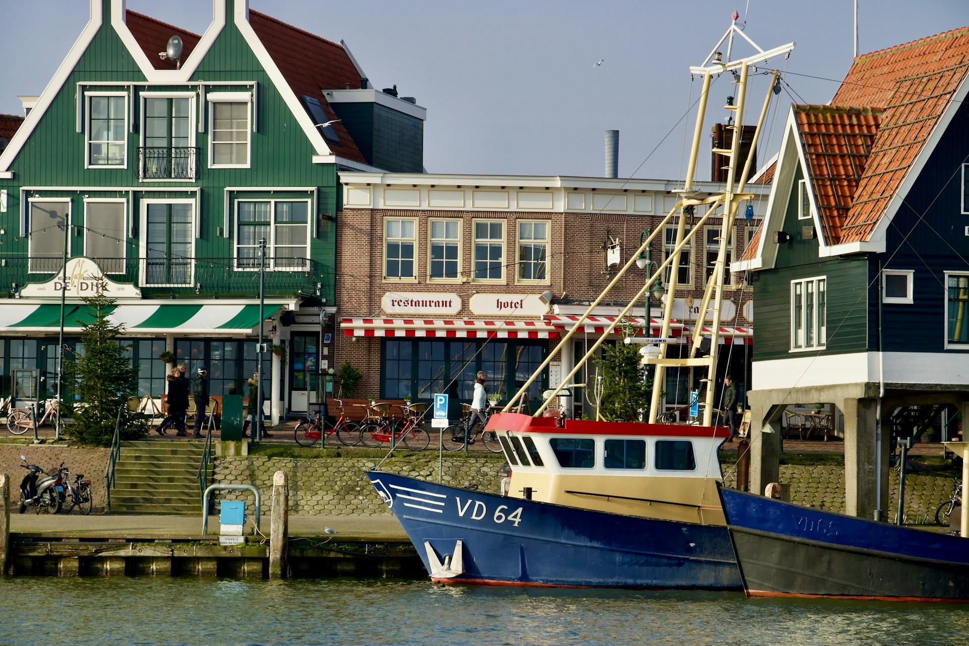 Discovering Volendam: A Charming Dutch Fishing Village ...